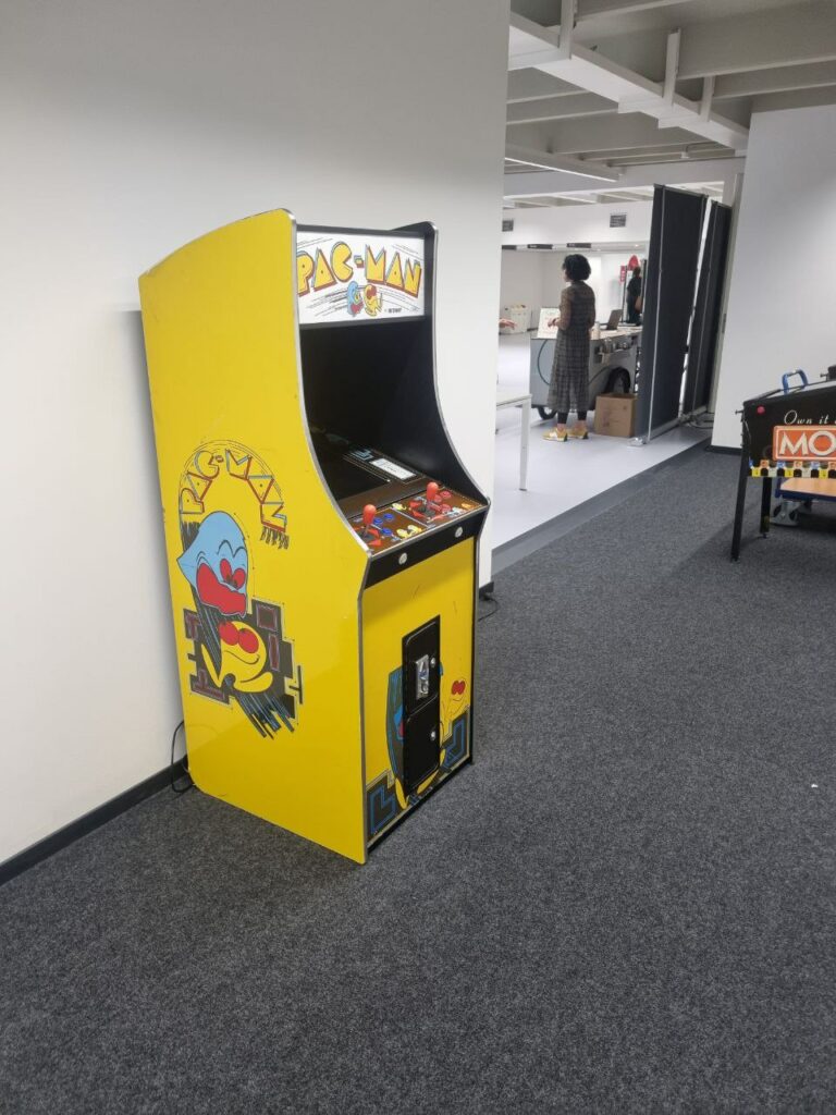 pacman_automat | Automaten Mieten | Wuzzler Dart Air Hockey ...